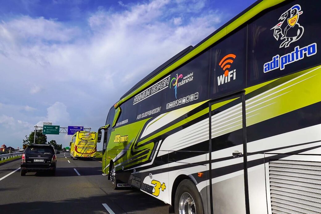 JTS TRANS | LUXURY BUS PARIWISATA