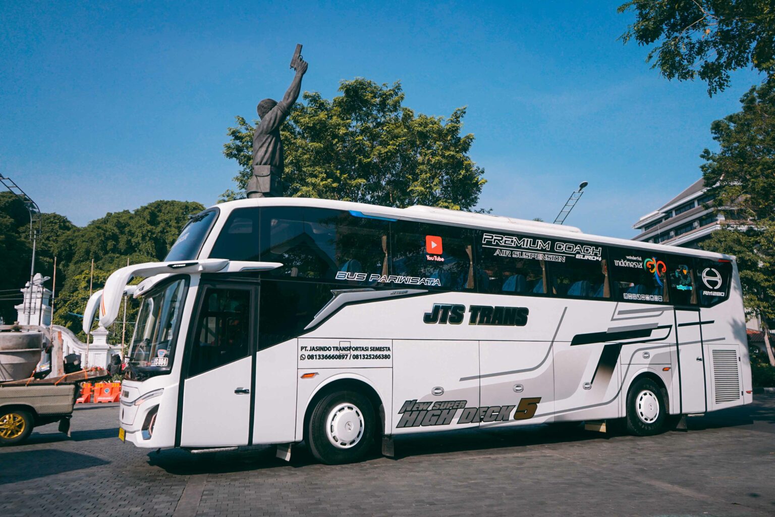 JTS TRANS | LUXURY BUS PARIWISATA